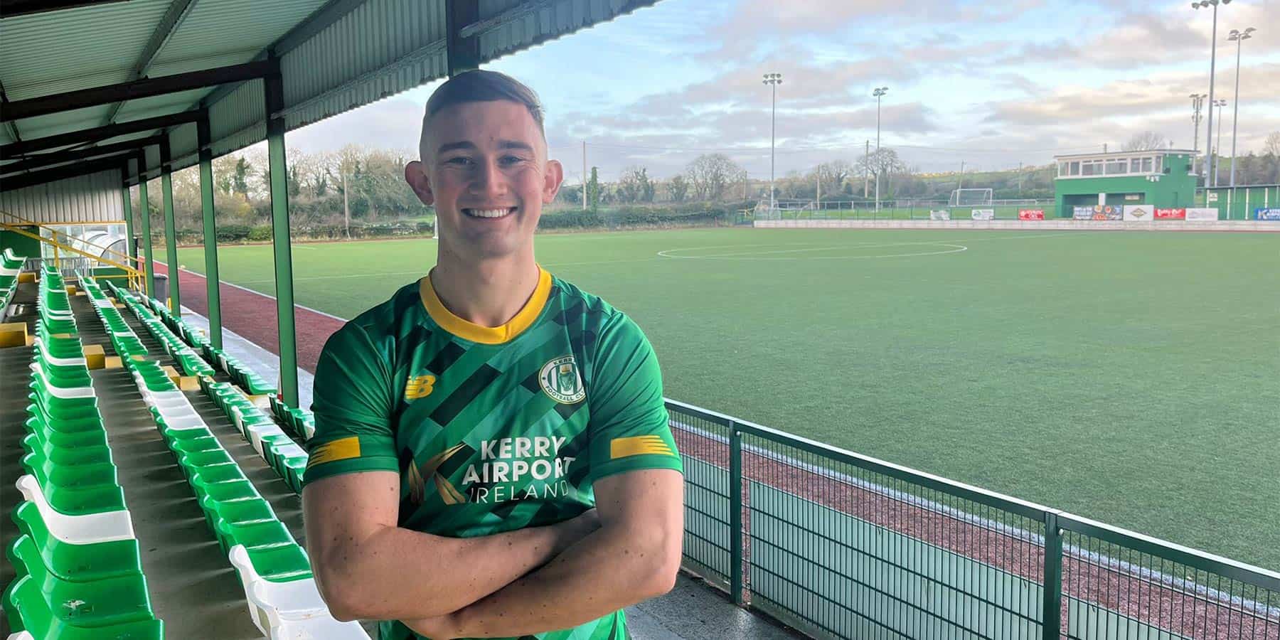 Jack Kavanagh signs for Kerry Football Club